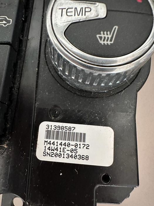 Consola centrala Volvo XC60 S60 V60 31398587 Baia • OLX.ro