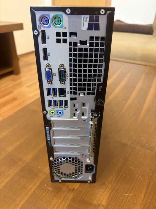 Calculator Hp 800 G2 SFF ; Intel i5-6600 , 16 gb ddr4 ;Licenta windows ...