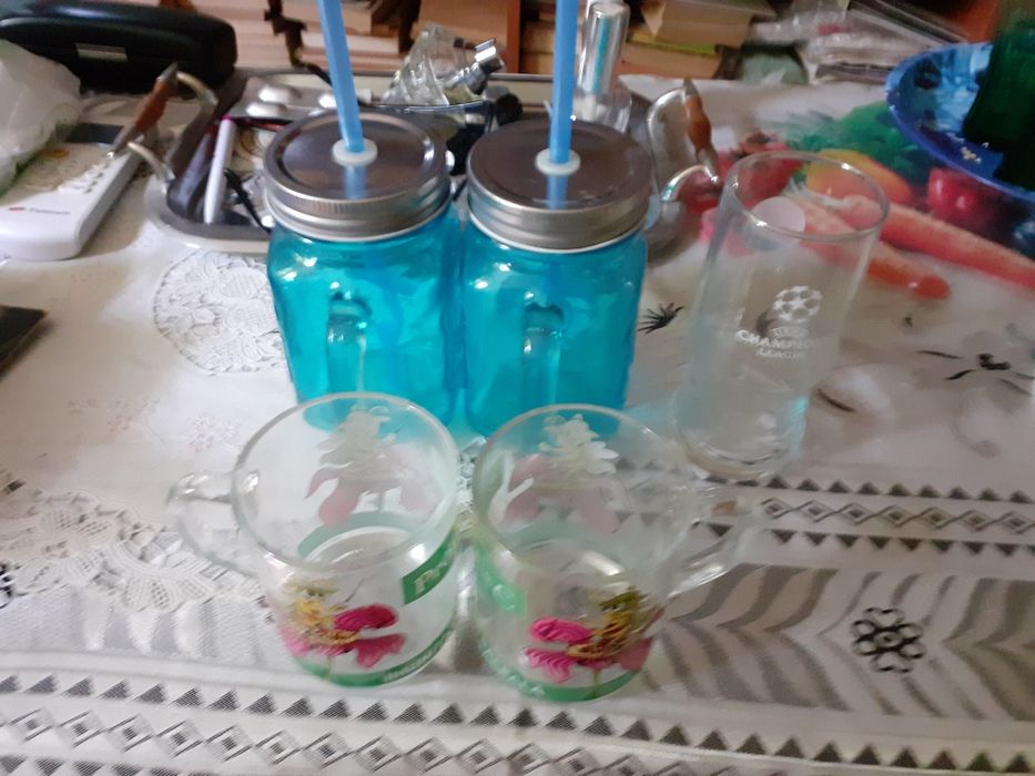 Set 2 borcanase de citronada, 2 căni propolis C.si 1 pahar pepsi ...