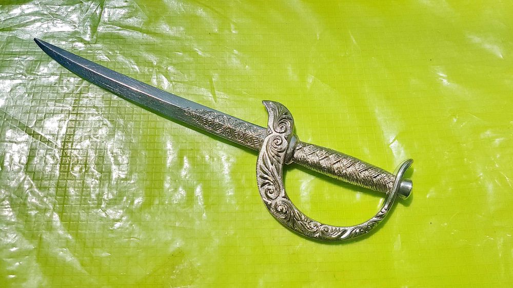 E151-Sabie Mica Stema Lourdes Model Toledo Gravura. Timisoara • OLX.ro