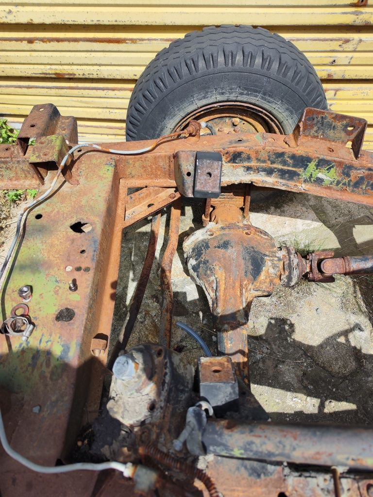 Диференциали за UAZ 41 зъба , заден ръкав и ресори за УАЗ с. Антон • OLX.bg