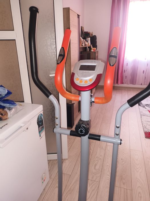 Bicicletă de fitness FIRST BIKE HT 700 Coceana • OLX.ro