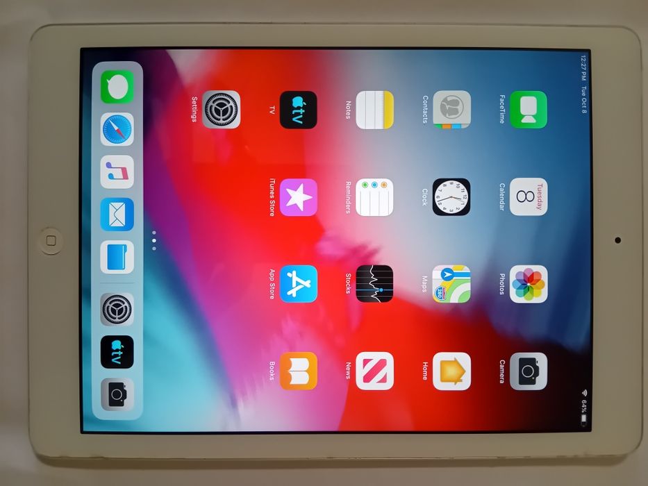 БАРТЕР ! Перфектен ! Apple iPad Air 128GB WiFi, Apple A7, 9.7", Клас A ...