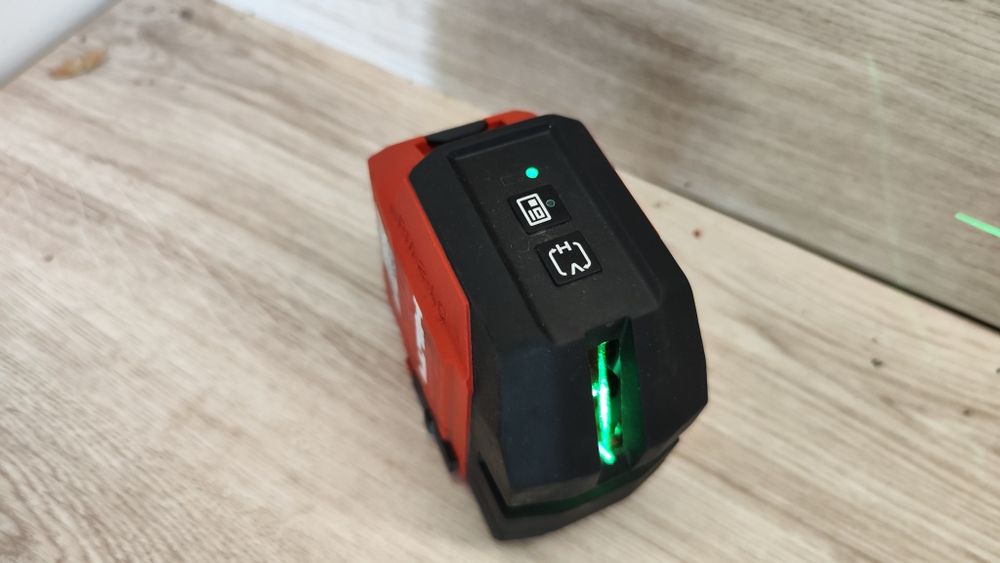 Nivela laser cu linii verzi Hilti PM 2 LG noul model Ploiesti • OLX.ro