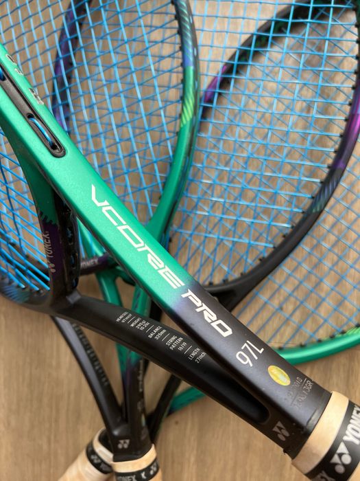 Vand rachete tenis Yonex Vcore Pro 97L Bucuresti Sectorul 3 • OLX.ro