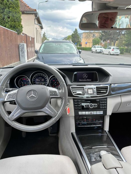 Mercedes-Benz E-Class 250 4MATIC - An 2013 - Vânzare Brasov • OLX.ro