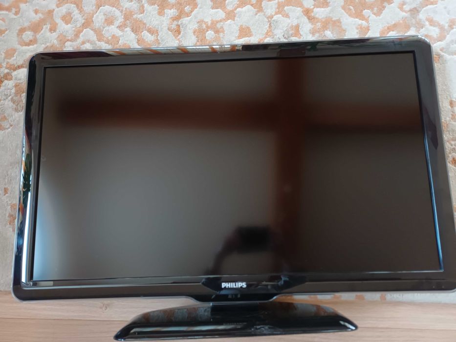 Tv LCD Philips 47PFL5604 H/12 Full HD Galati • OLX.ro
