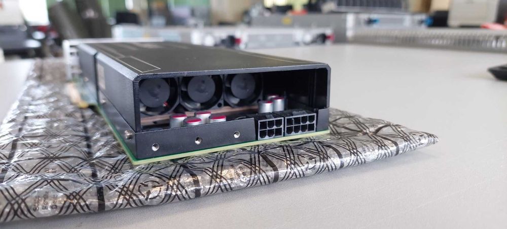 Nvidia TESLA K40 12GB GDDR5 384 bit гр. София 7-ми 11-ти километър • OLX.bg