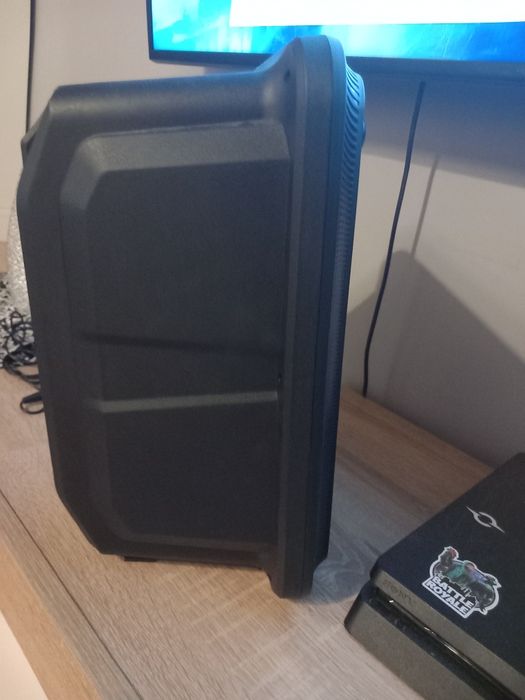 Vand boxa mare de tip NGS Arad • OLX.ro