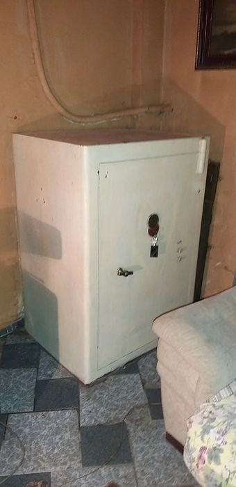 Seif FICHET PARIS. Seif foarte vechi Bucuresti Sectorul 1 • OLX.ro
