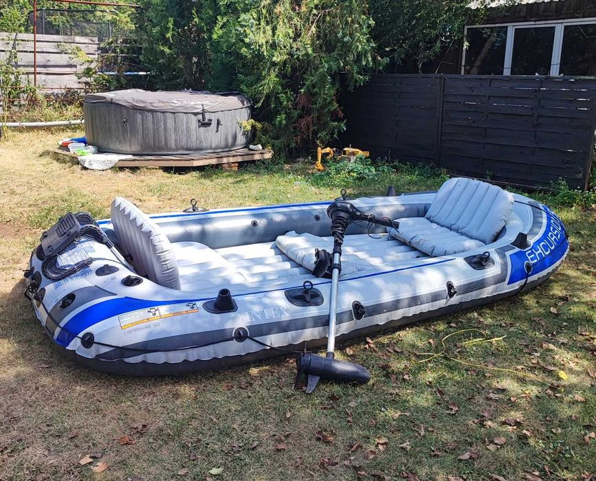 Barca pneumatica Intex Excursion 5 + motor electric MotorGuide 55lbs ...