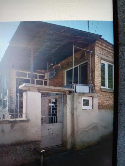 Къща в гр. Белослав гр. Варна Централна поща • OLX.bg