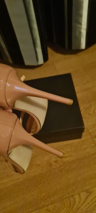 Sandale piele Musette Paleu • OLX.ro