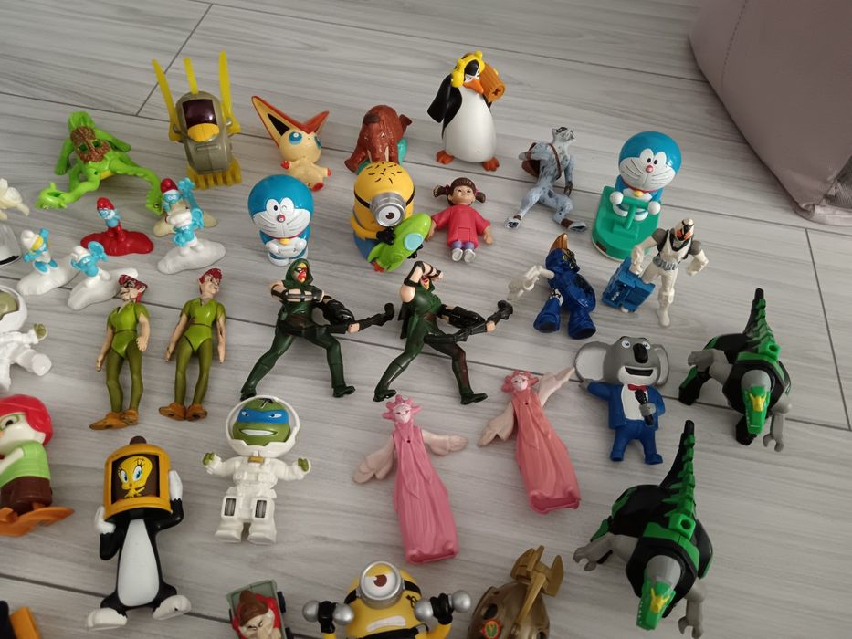 Jucarii vechi colectii vechi McDonalds Alexandria • OLX.ro