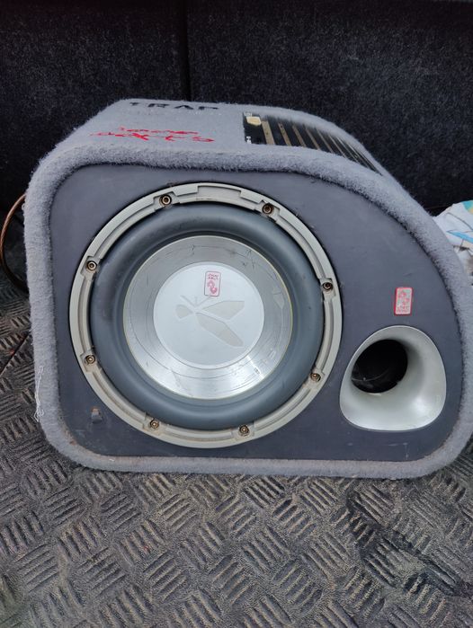 Subwoofer auto 300W RMS Giurgiu • OLX.ro