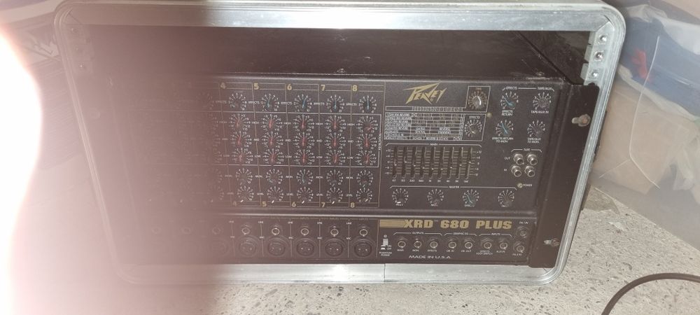 Statie cu mixer made in usa peavey in cutie originala Breazu • OLX.ro