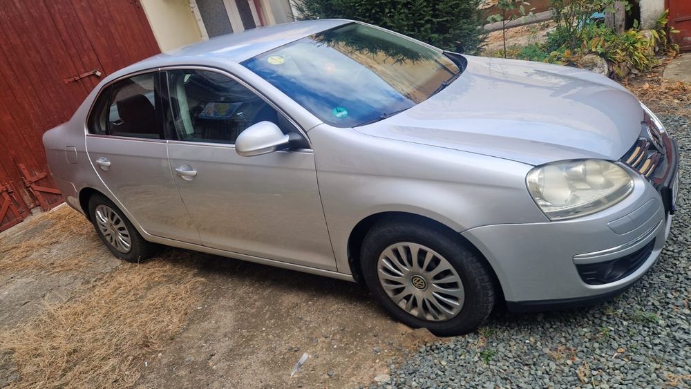 Volkswagen Jetta 2006 Arad • OLX.ro
