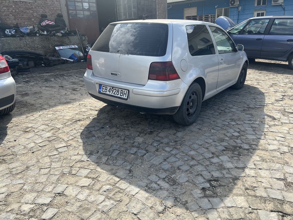 Голф 4 1.9 116 6ст кутия перфектен мотор и скорости само на части гр. Дряново • OLX.bg