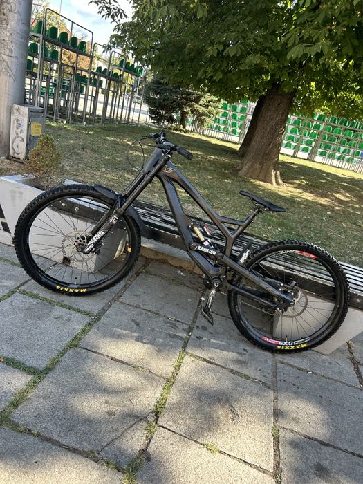 YT TUES CF Pro колело , dh , велосипед гр. Габрово Бичкиня • OLX.bg