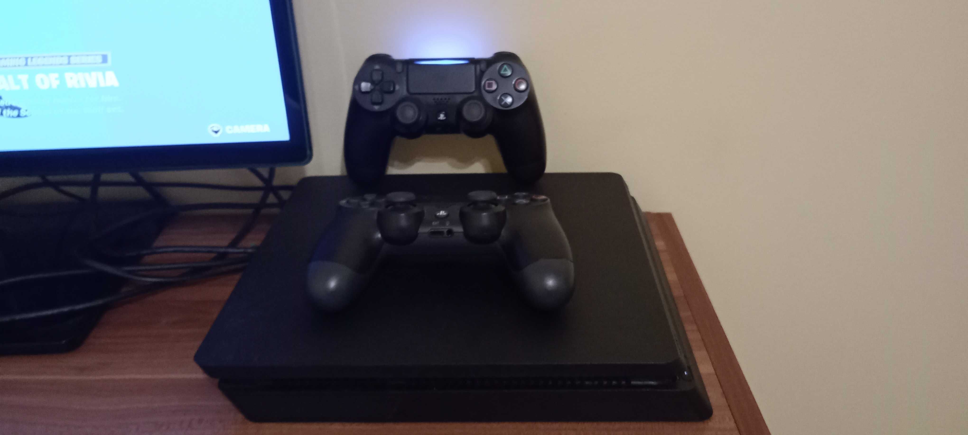 PS4 1TB с акаунт с 11 дигитални игри и 8 на диск гр. София Банишора ...