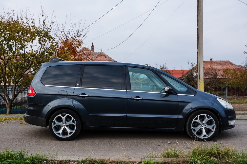 Ford Galaxy Ghia Cutie AUTOMATA, piele, Dublu panoramic, 7 locuri Ludus ...