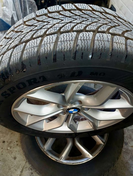 Jante BMW ORIGINALE CU Anvelope de iarna 245 50 R18 Targu-Mures • OLX.ro