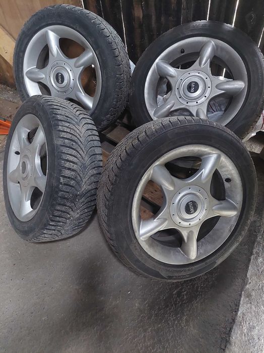 Set Anvelope de iarnă cu janti de aluminiu Reghin • OLX.ro