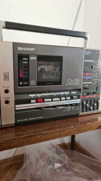 Продавам stereo radio recorder Sharp qt38 гр. Пловдив Кършияка • OLX.bg