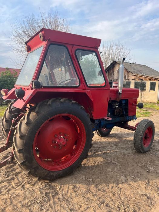 Vând tractor U650 Tiganesti • OLX.ro