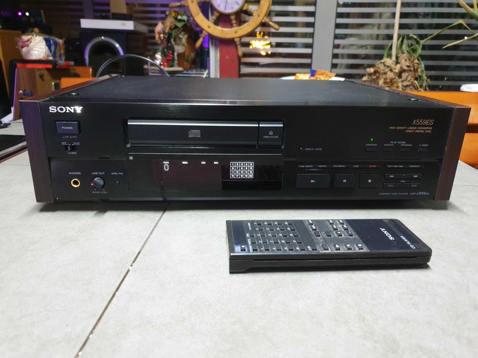 Sony CDP-X559 es cd player Timisoara • OLX.ro