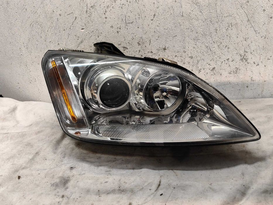 Оригинален Фар Форд Ford C-Max Xenon гр. Велико Търново Бузлуджа • OLX.bg