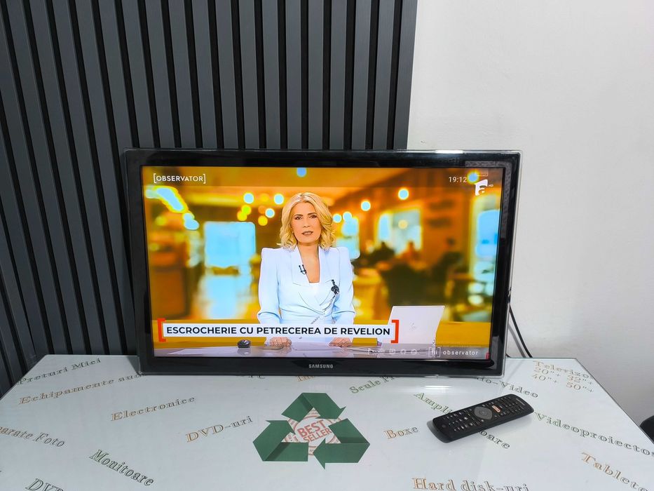 Televizor Samsung UE32D5720RS 32 inch Smart TV cu porturi multiple ...