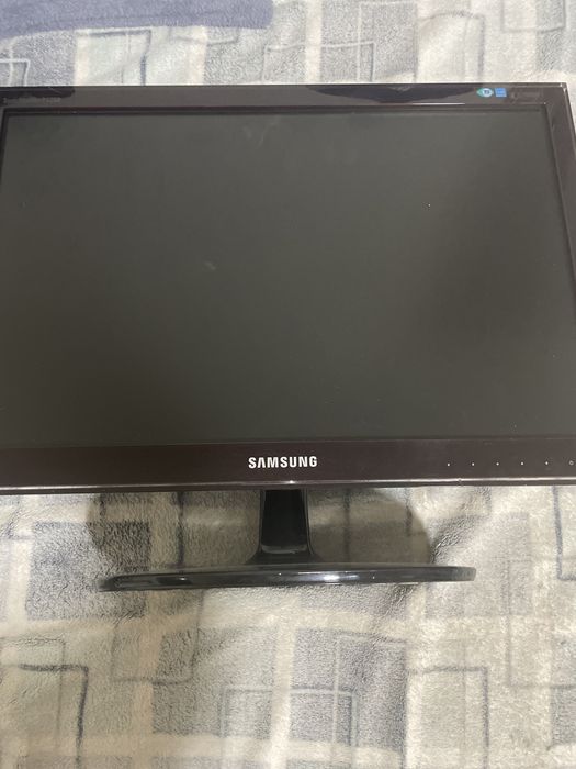Monitor Samsung Syncmaster p2250 21.5 inch Bucuresti Sectorul 2 • OLX.ro