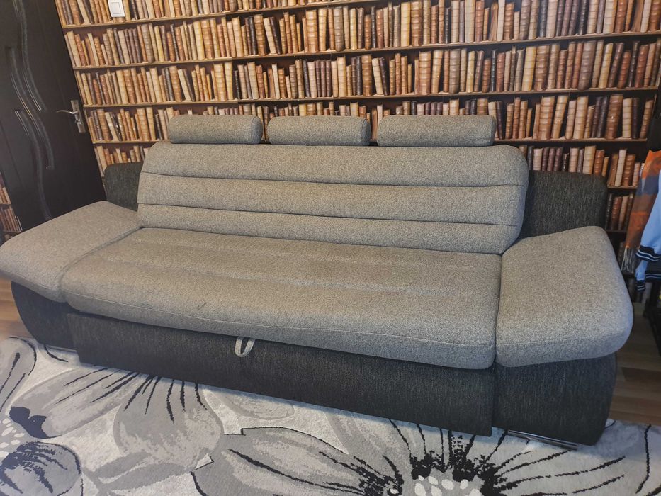Canapea extensibila pat. Onesti • OLX.ro
