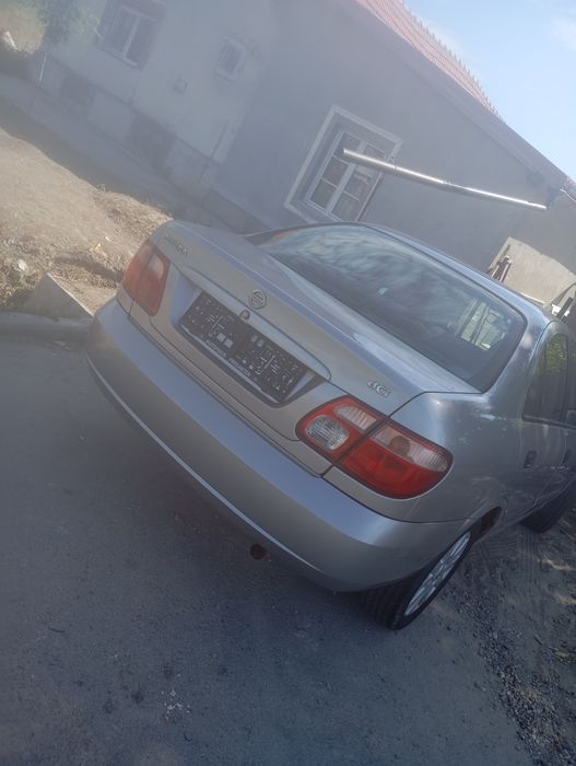 Vând urgent Nissan almera Checea • OLX.ro