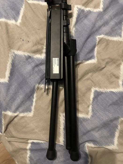 Vand Vioara Hora Reghin originala + Stativ partitura Fundeni • OLX.ro