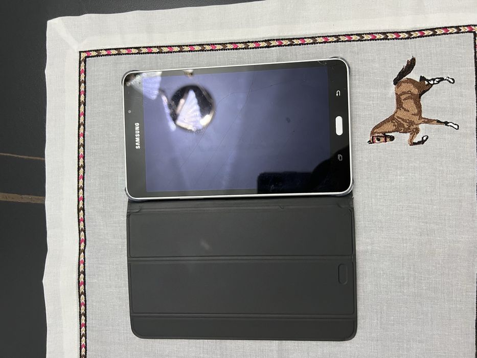 Vand tableta Samsung Fundeni • OLX.ro