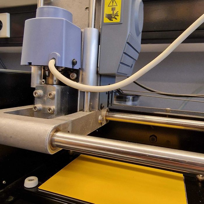 Roland MODELA MDX-15 Desktop CNC - Sistem Complet Profesional Bucuresti ...