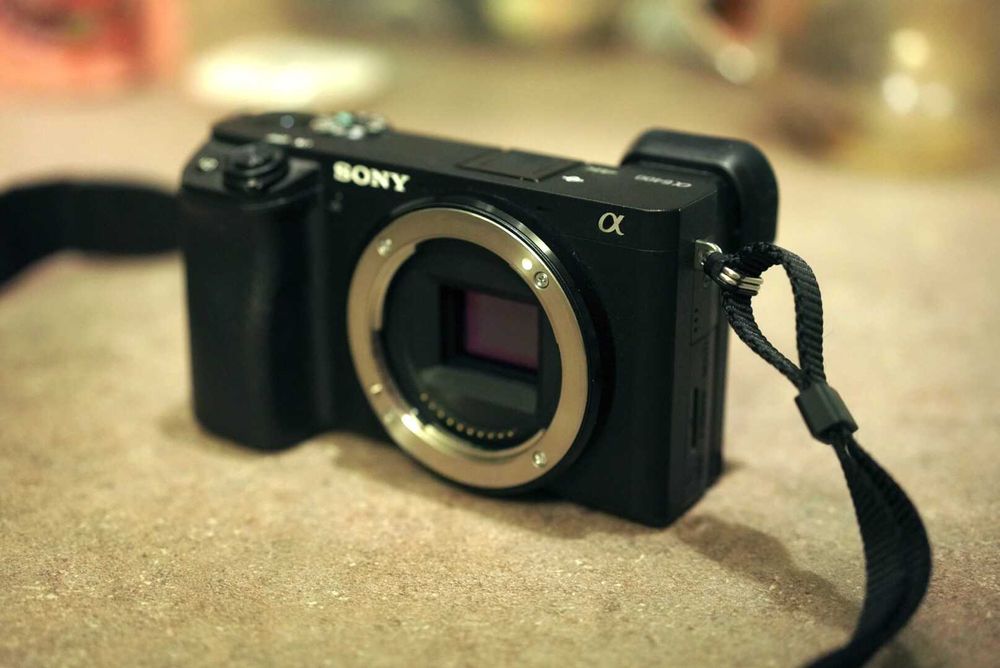 Камера Sony a6400 гр. София 7-ми 11-ти километър • OLX.bg
