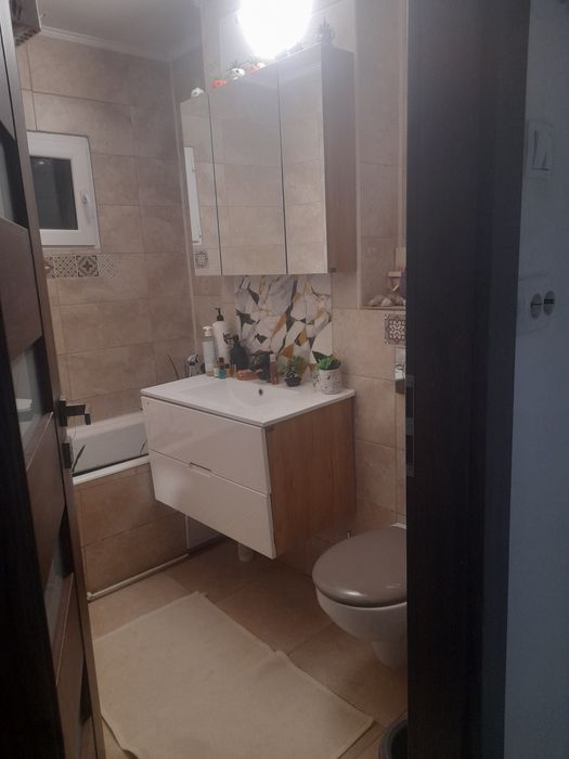 Apartament 2 camere Sarari Craiova • OLX.ro