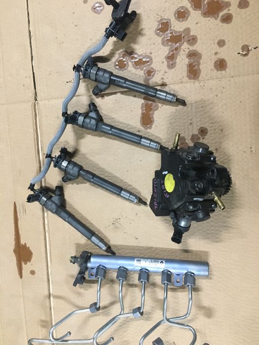 Injectoare,pompa injectie,rampa Reno/Opel/Fiat Trafic,Vivaro,Talento ...