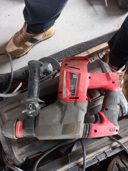 Rotopercutor milwaukee defect Bucuresti Sectorul 5 • OLX.ro