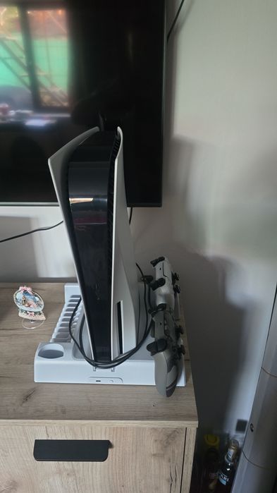 Vand playstațion 5 Floresti • OLX.ro