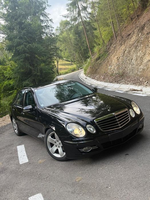 Mercedes-Benz E280 V6 - Avangarde Campeni • OLX.ro