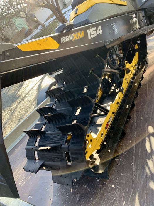 Snowmobil Ski-doo Summit X 800R e-tec Borsa • OLX.ro