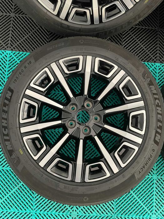 Jante R18 anvelope vara Michelin 195 60 R18 Renault Megane E Tech ...