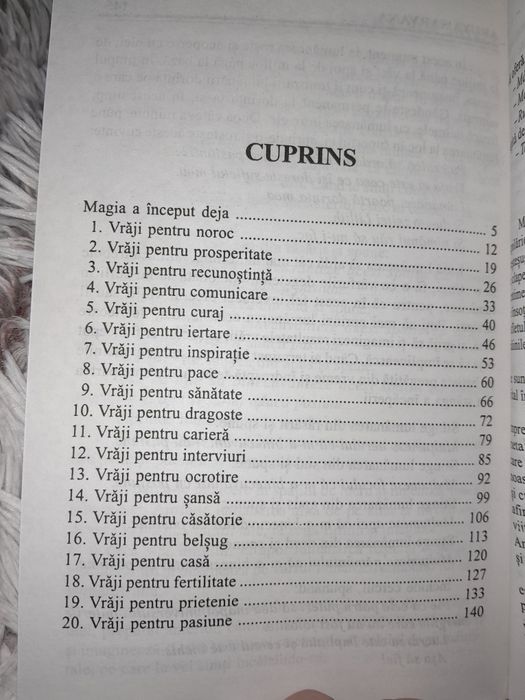 RARA Carte de vraji si descantece ritualuri unice carte veche colectie ...