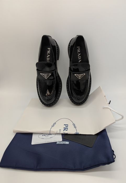 PRADA Лоуфъри Естествена Кожа гр. София Люлин 3 • OLX.bg