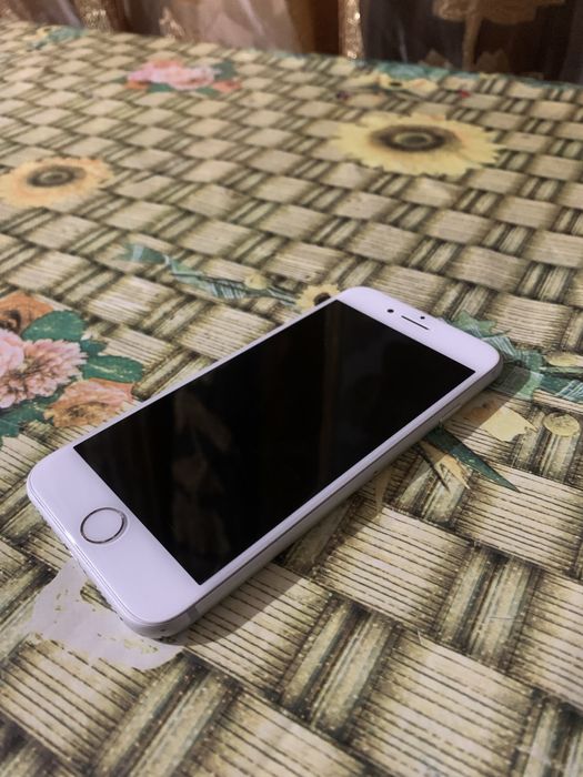 Vand iphone 8 100% capacitate baterie Rosiori de Vede • OLX.ro