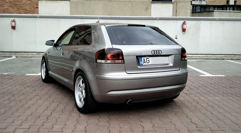 Audi A3 8P / 1.6 MPI + GPL / Clima / Navi / Xenon / S-line / Subwoofer ...